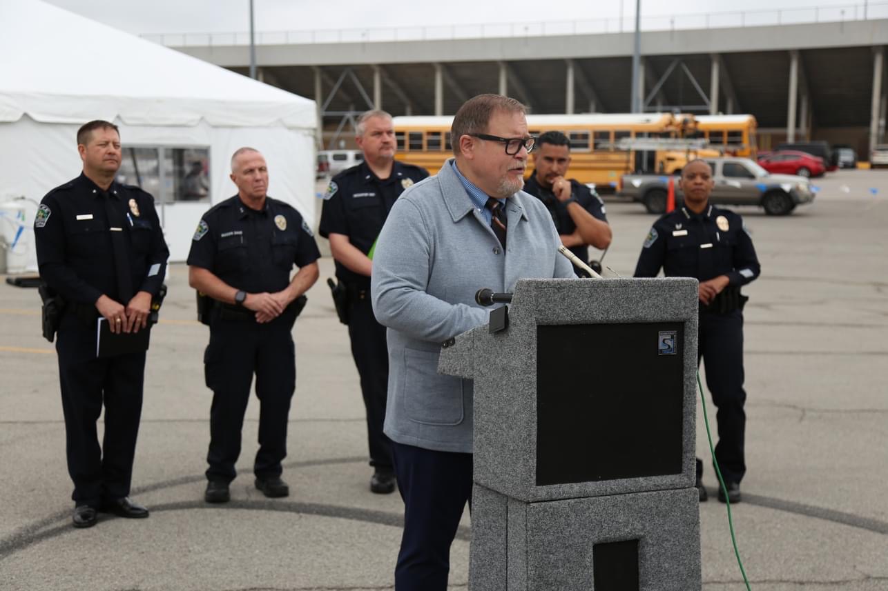 APD Partners with Hyundai at Anti-Theft Software Upgrade Event ...